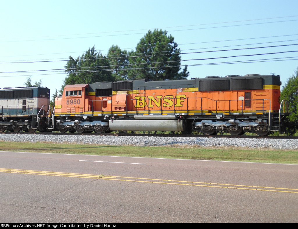 BNSF 8980